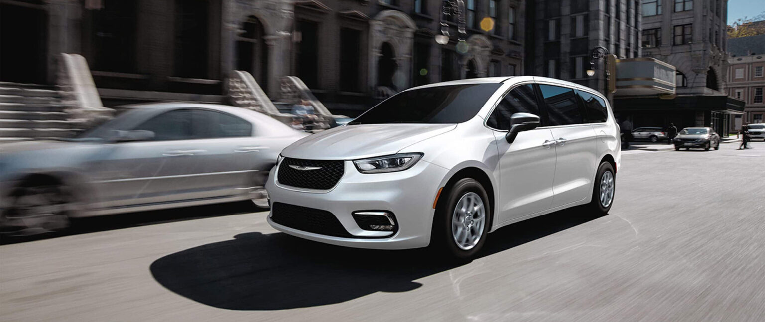 2026 Chrysler Pacifica Trim Comparison | Long Beach, CA